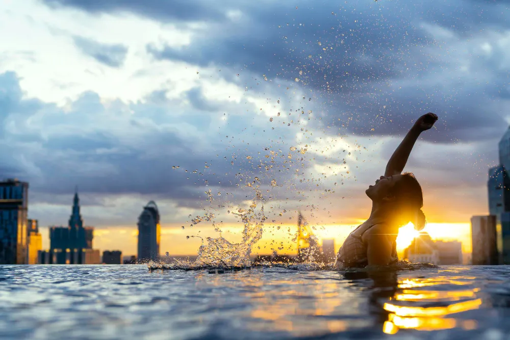 Is It Better to Swim in the Morning or Evening? | Clubs at River City