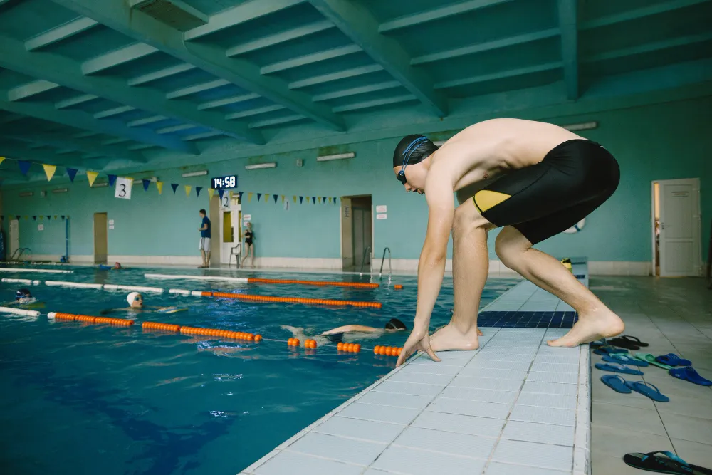How Many Laps Is 1 Mile Swimming? | Clubs at River City